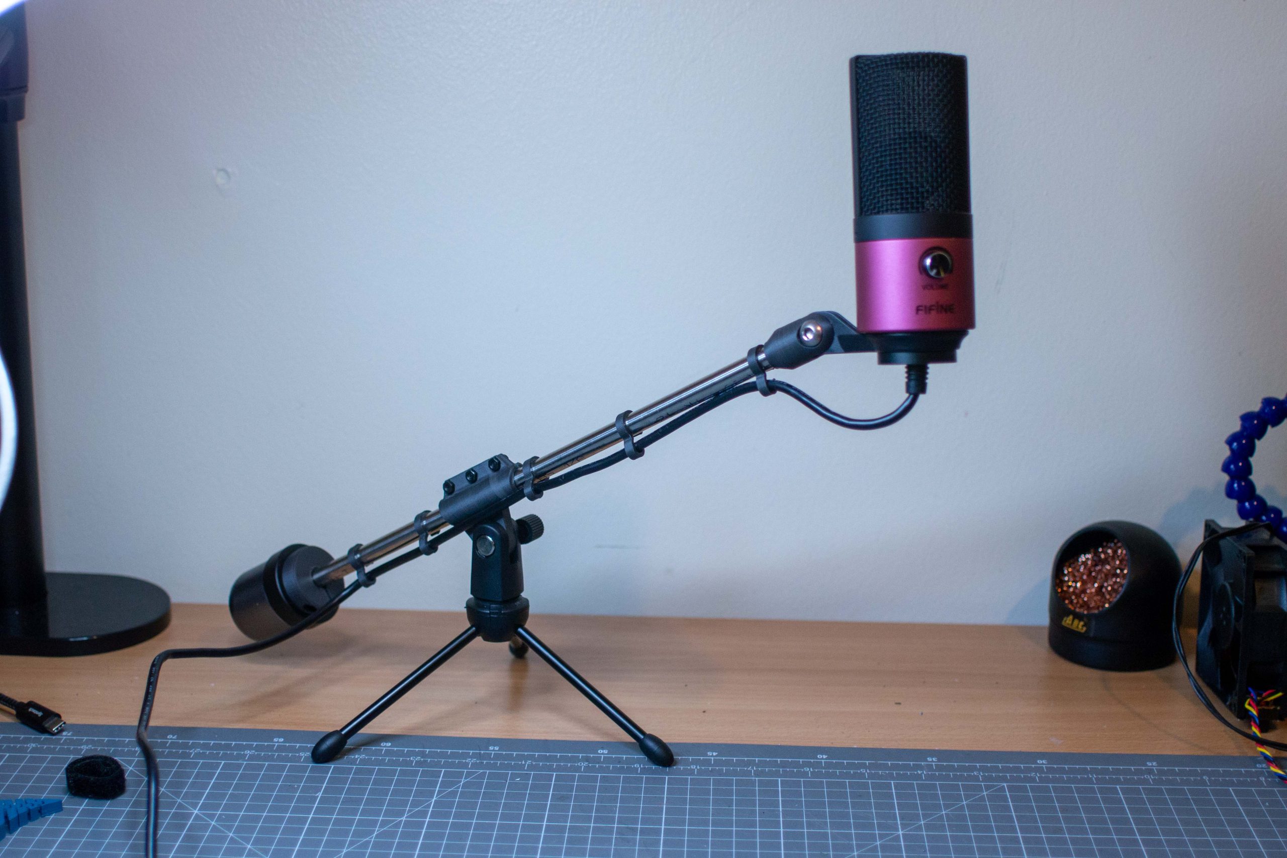 Fifine Mic Stand – TINKER LIFE PROJECTS